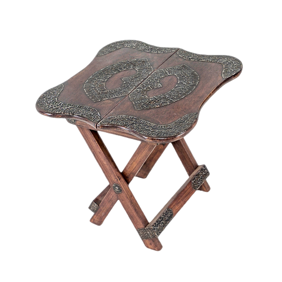 Table pliante en bois BAAKO - Maison Laadani